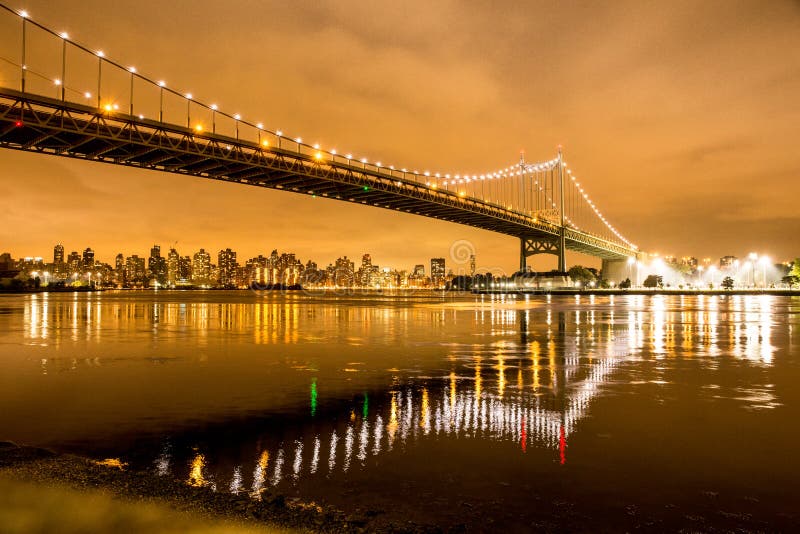 Pont New York City De NYC RFK Image stock - Image du reines, ville ...