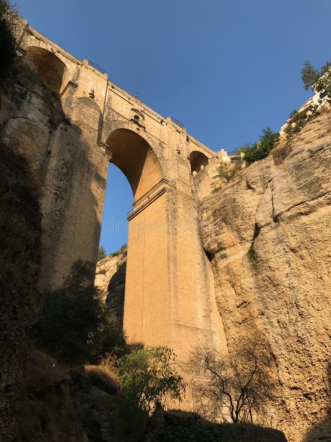 Ponte Antico a Ronda, Malaga, Spagna Immagine Stock - Immagine di ...