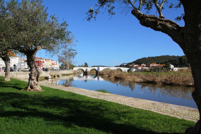 Ponte antico in Silves fotografia stock. Immagine di giorno - 28434486