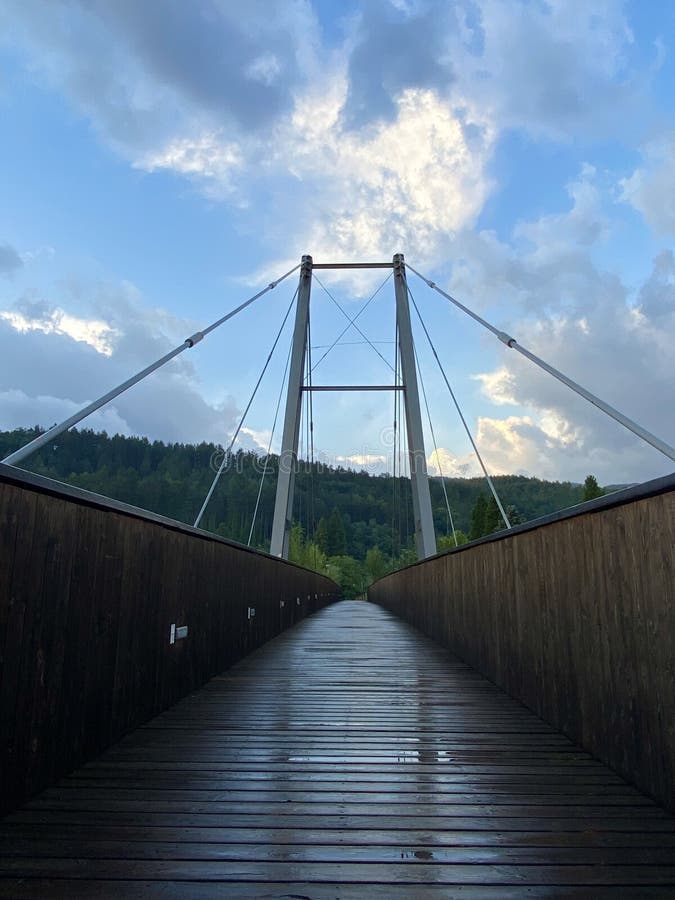 Ponte de madeira foto de stock. Imagem de ponte, bonito - 232779902