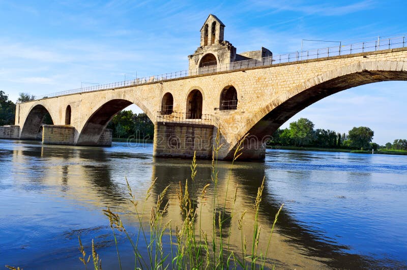 Ponte Del San-Benezet Di Pont A Avignone, Francia Fotografia Stock ...