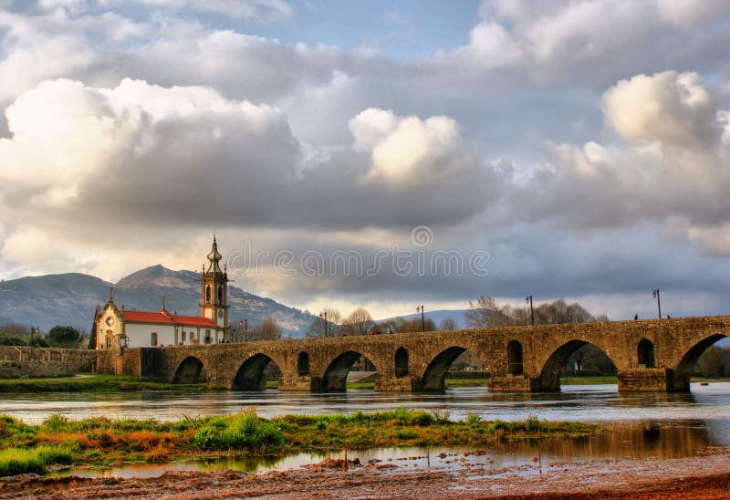 Ponte Romana E Medieval De Ponte De Lima Foto de Stock - Imagem de ...