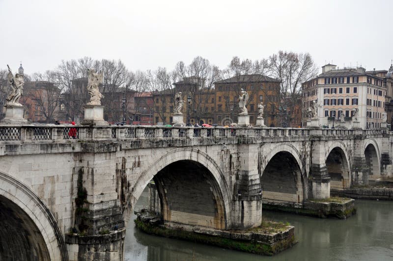 Ponte Sant Angelo photo stock. Image of italie, célèbre - 36119444