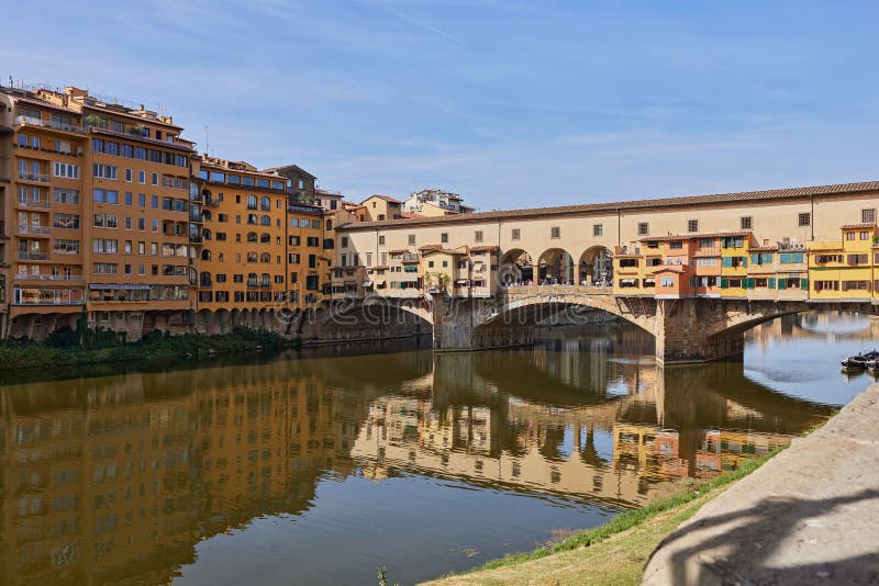 Ponte Vecchio Over Arno River in Florence Stock Image - Image of ...