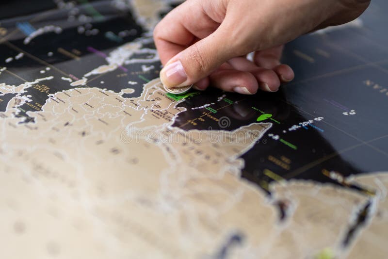 Ponto No Mapa Mundial Marcar No Mapa Foto de Stock - Imagem de riscado ...