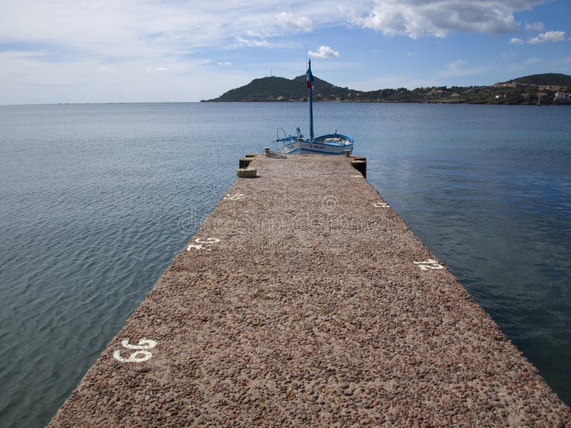 Ponton Picture. Image: 5503938