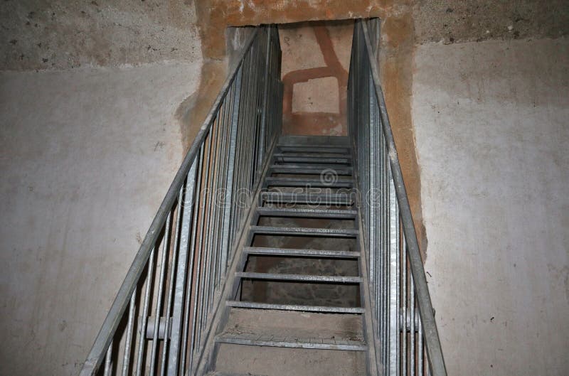 Pontone - Interno Della Torre Dello Ziro Dalla Scala Stock Image ...