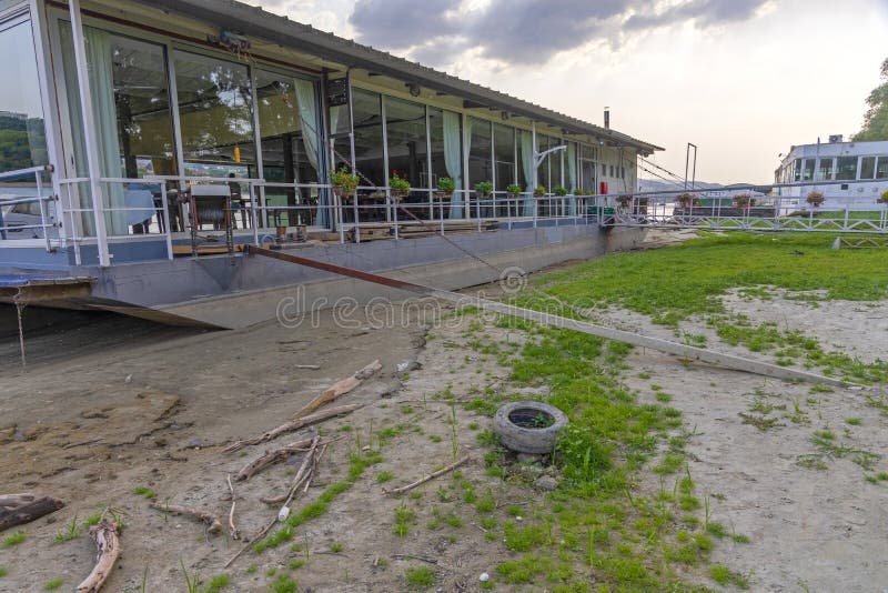 Pontoon Restaurant Low Tide Stock Photos - Free & Royalty-Free Stock ...