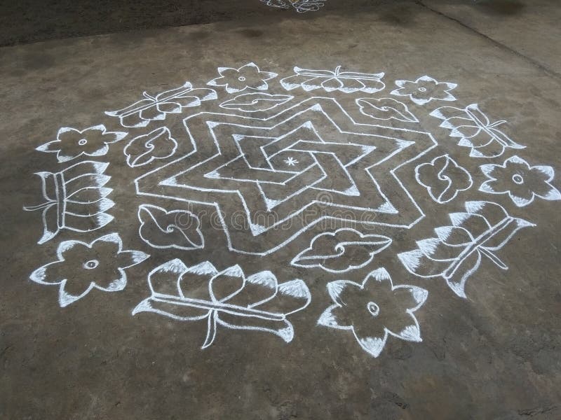 Flower rangoli lotus stock image. Image of rangolidesigns - 134935707