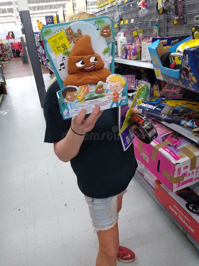 Poo para Brad triste foto editorial. Imagen de triste - 153704871