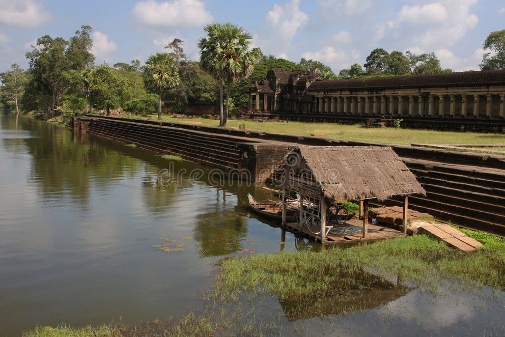 Pool Around Angkor Wat Temple Stock Photo - Image of cambodia, temple ...