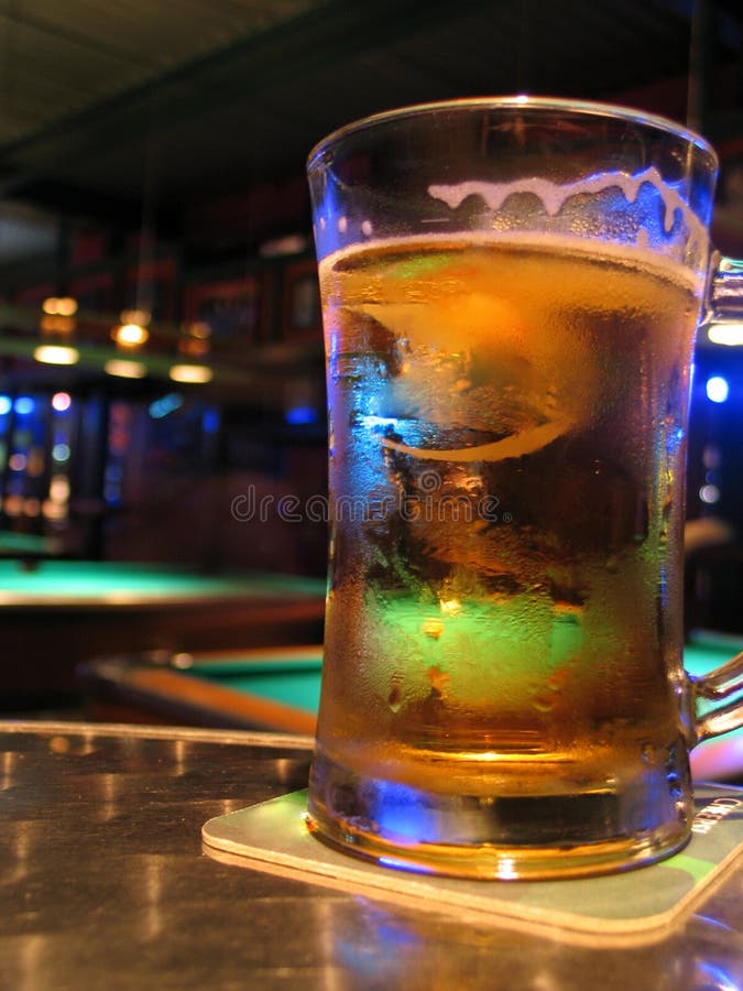 Pool Bar and Beer stock image. Image of drunk, drinks, leisure - 31125