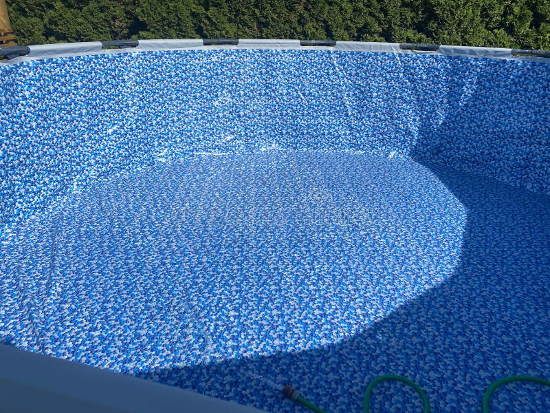 Pool Completely Empty and Ready To Be Cleaned Stock Image - Image of ...