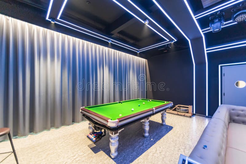 Pool Table in the Indoor Recreation Room Stock Image - Image of pool ...
