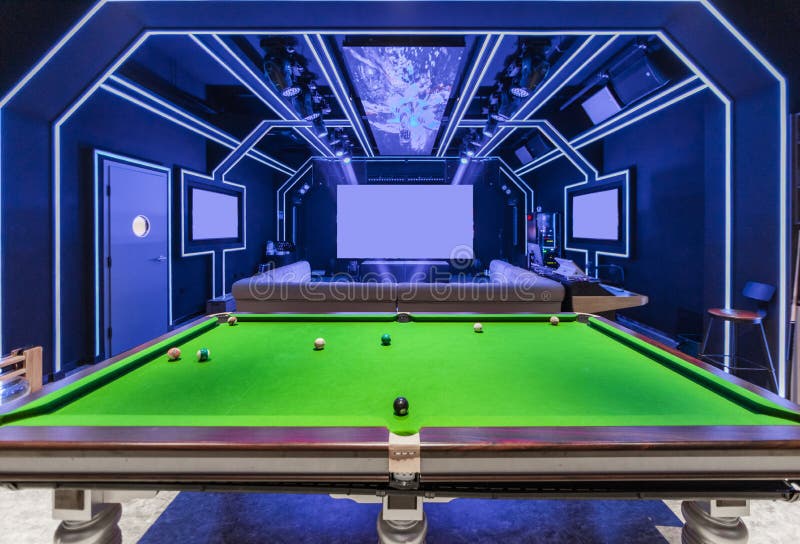 Pool Table in the Indoor Recreation Room Stock Image - Image of design ...