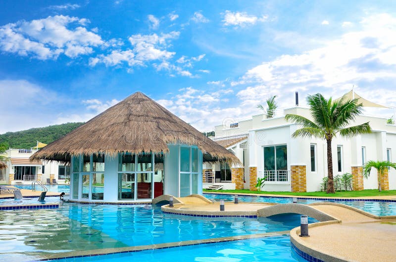 Pool van Paradijs stock afbeelding. Image of overzees - 36389519