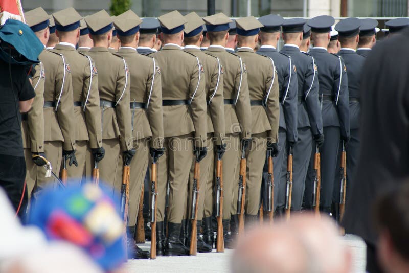 Pools leger redactionele afbeelding. Image of symbool - 9728630