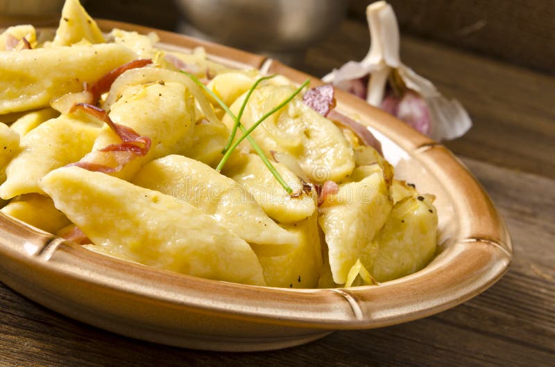 Poolse bollen stock foto. Image of groen, vlees, voedsel - 24820566