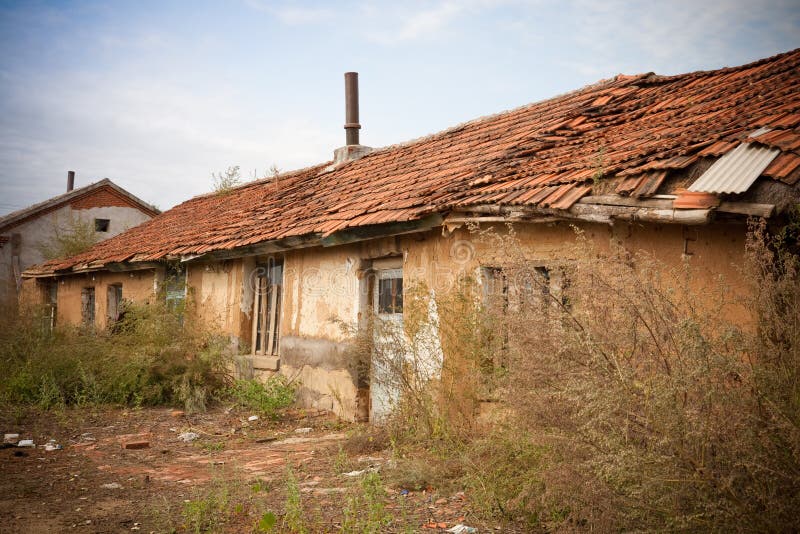 Poor housing stock image. Image of dirt, livestock, dusty - 15805119