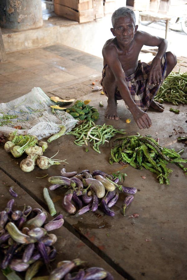 Poor Man Selling Vegetables Editorial Photo - Image of poor, asia: 23114686