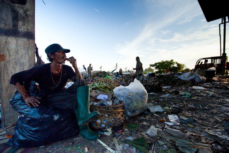 Poor People Working in a Scavenging at the Dump Editorial Image - Image ...