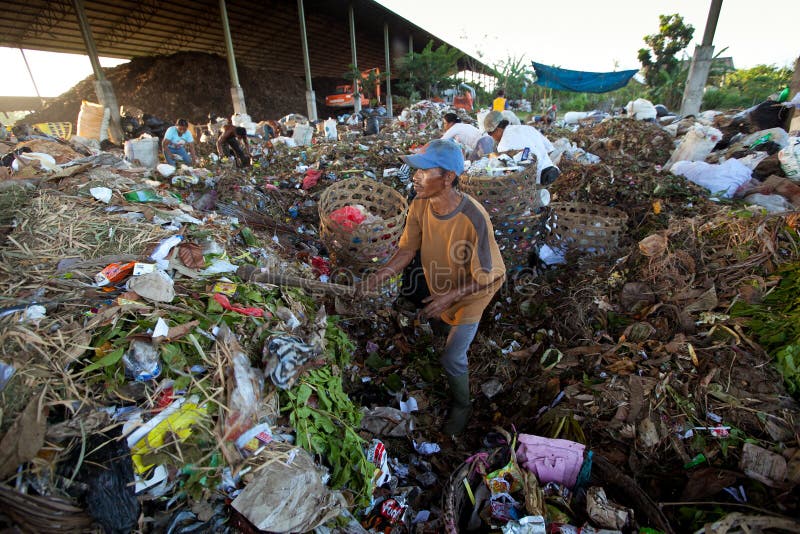 Poor People Working in a Scavenging at the Dump Editorial Photography ...