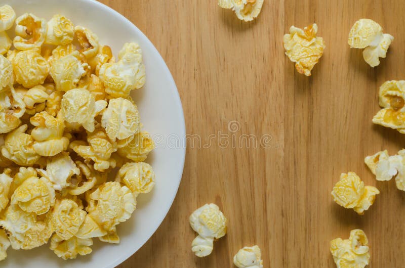 Caramel Popcorn in Ceramic Plate. Stock Image - Image of sweet, corn ...