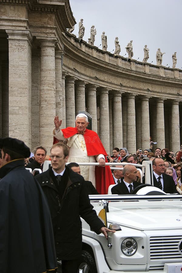 Pope Benedict XVI editorial photo. Image of christian - 13412726