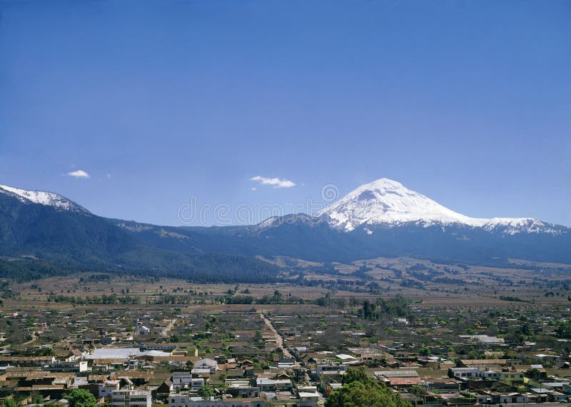 Popocatepetl Vulkan stockbild. Bild von mexiko, tourismus - 28559347