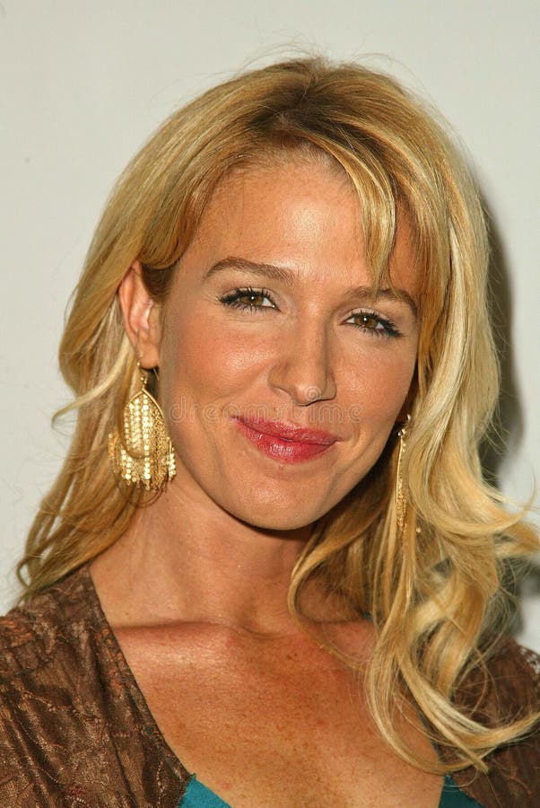 Poppy Montgomery editorial stock image. Image of quixote - 26885894