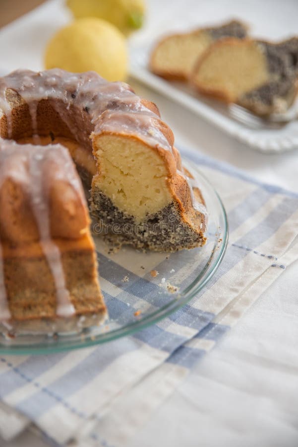 Poppy Seed Lemon Sponge Cake Stock Image - Image of birthday, loaf ...