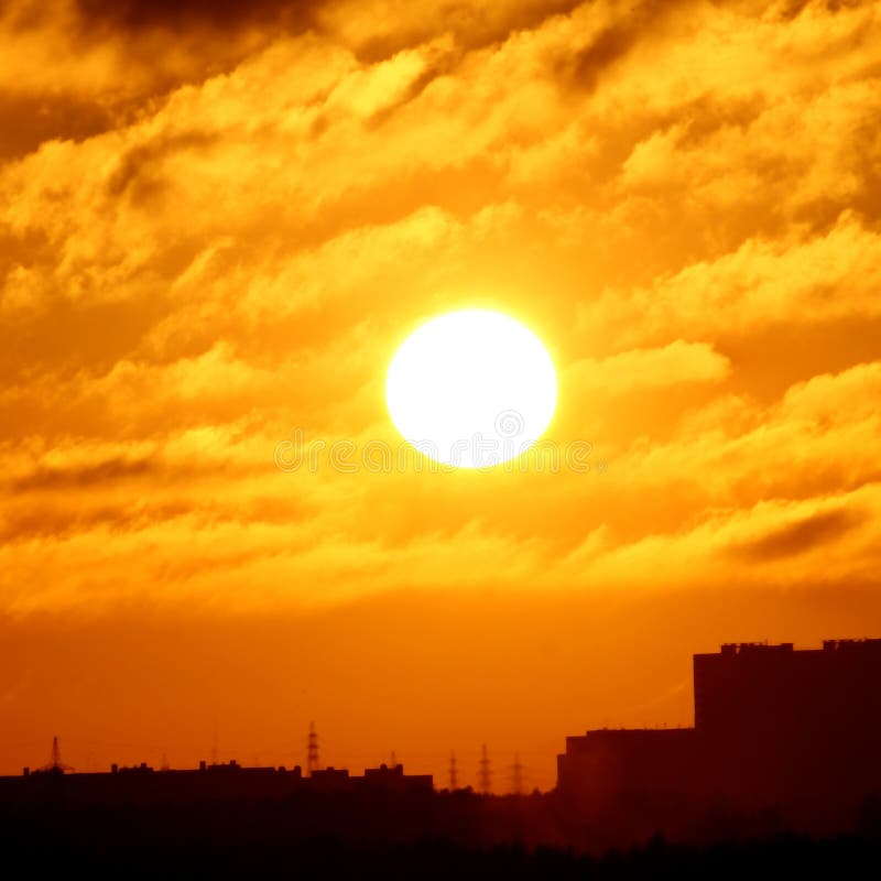 Por do sol da cidade imagem de stock. Imagem de centro - 6057865