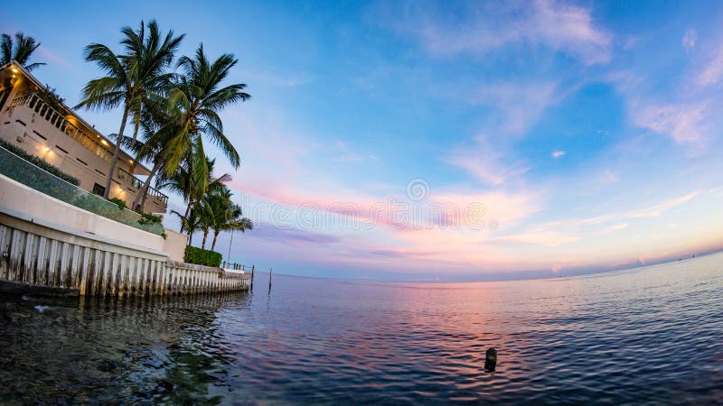 Por do sol em Key West imagem de stock. Imagem de cais - 57750277