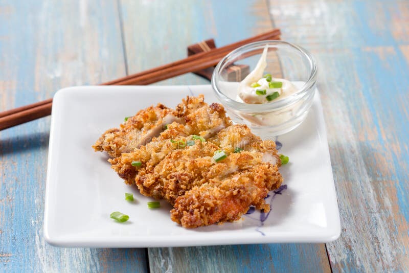 Porc frit par Japonais image stock. Image du nourriture - 32920941