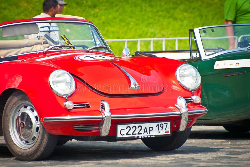 Porsche-Convertible-D-1958 Rojo Foto de archivo editorial - Imagen de ...