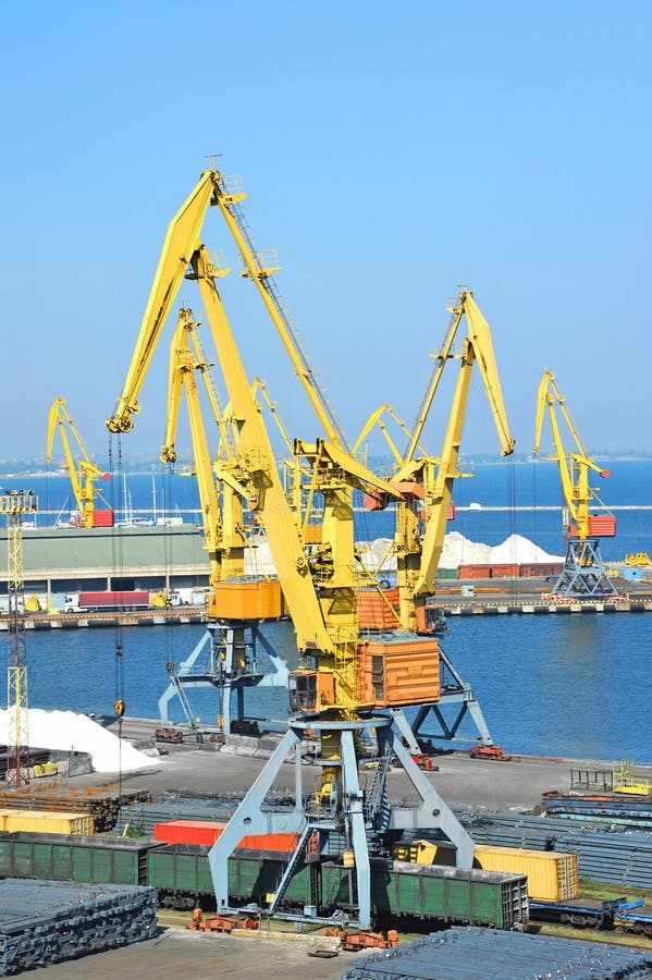 Port Cargo Crane and Railroad Stock Photo - Image of bight, port: 85809704