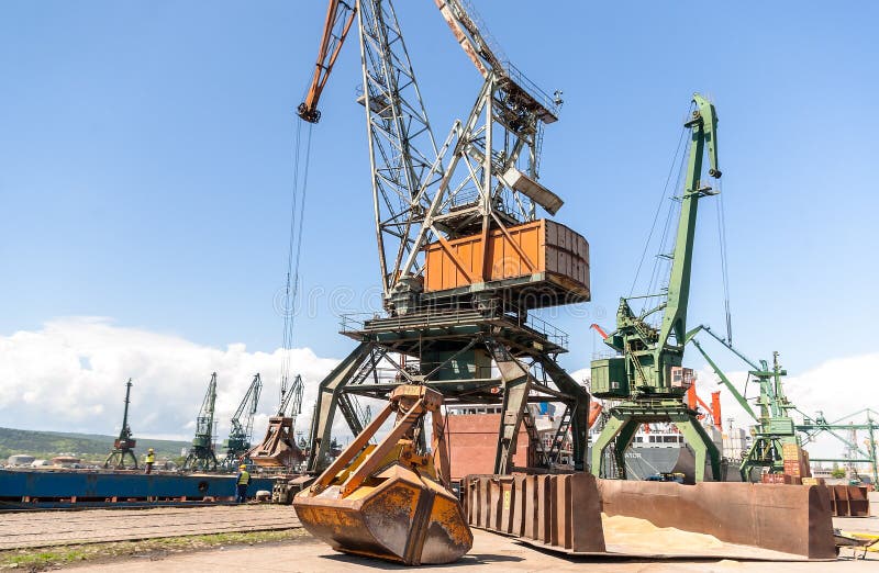 Port Crane with Scoop Loading Ship with Wheat Editorial Photography ...
