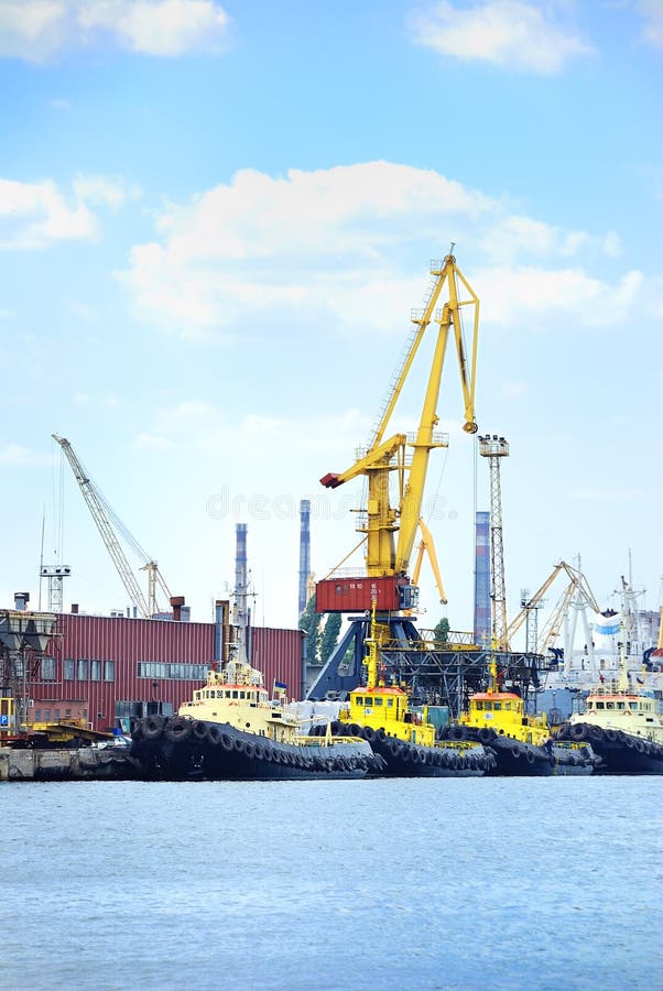 Huge Crane and Container Ship Stock Image - Image of goods, clouds: 3033665
