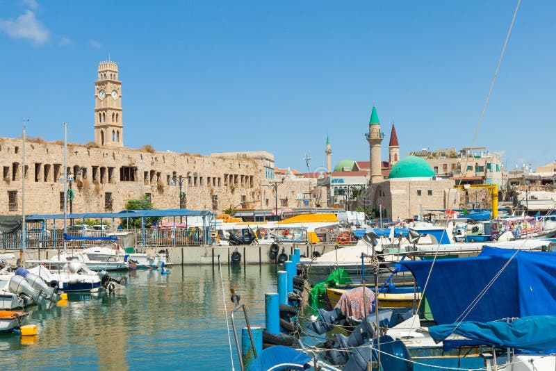 Le Port De L'acre D'alias Acco Et La Ville Antique Au Coucher Du Soleil ...