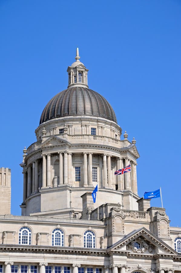 Port De La Construction De Liverpool Photo éditorial - Image du mersey ...