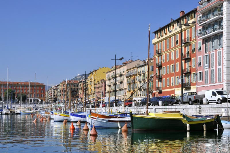 Port de Nice en France photo stock. Image du riviera - 12981318