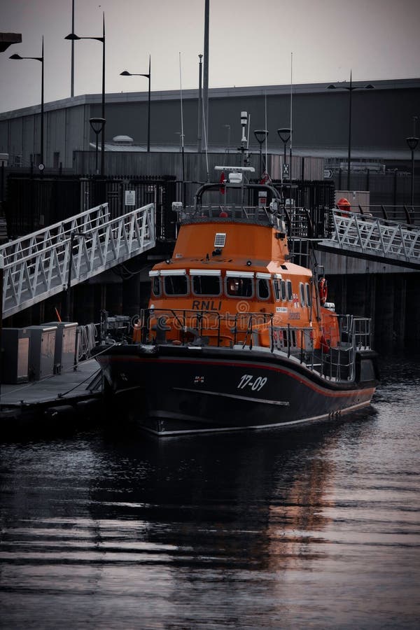 Port of Dover in Dover, Kent Editorial Photo - Image of vessel, marina ...