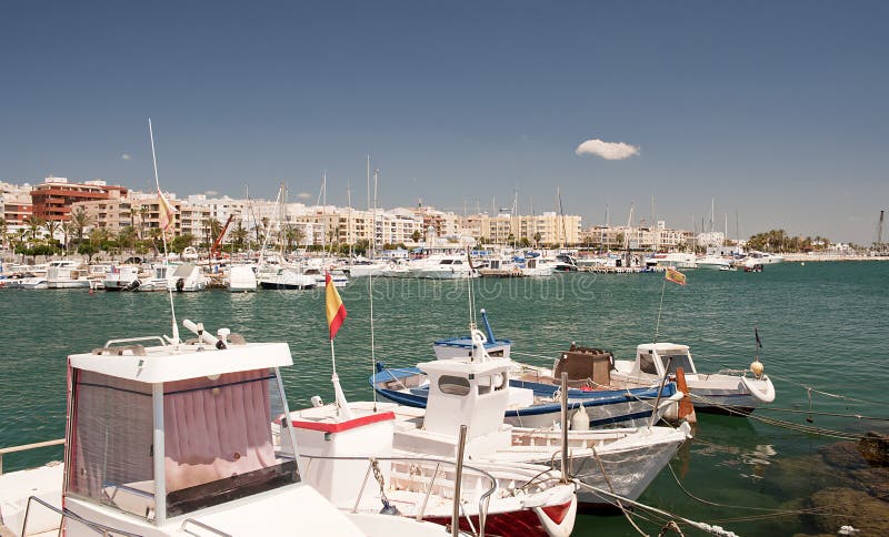 Plage de ville de Garrucha photo stock. Image du vers - 23427034