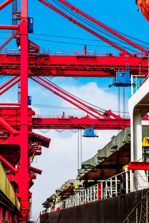 Port hoisting machinery stock photo. Image of traffic - 45539006
