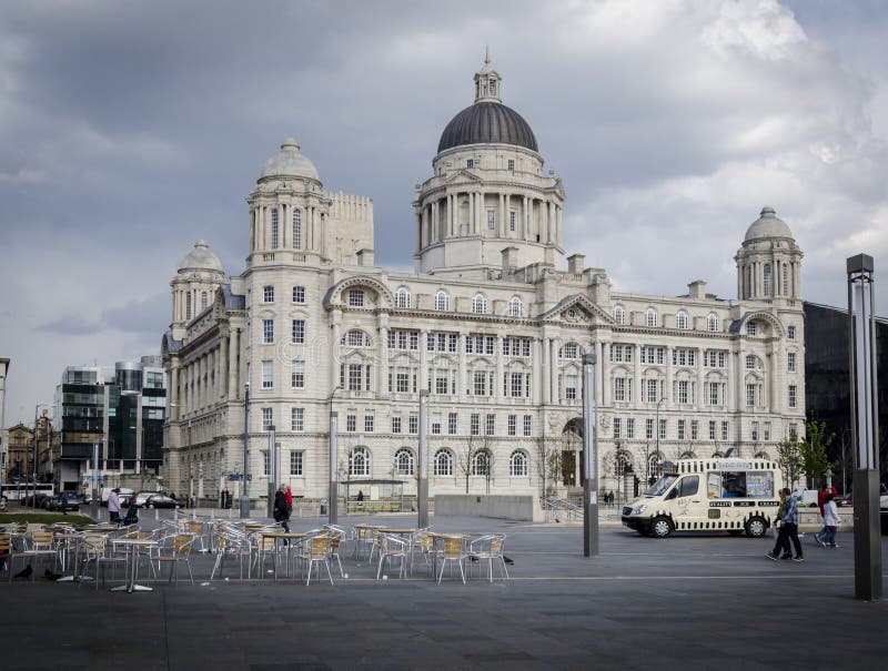 Port of Liverpool Building, Liverpool, UK Editorial Stock Image - Image ...