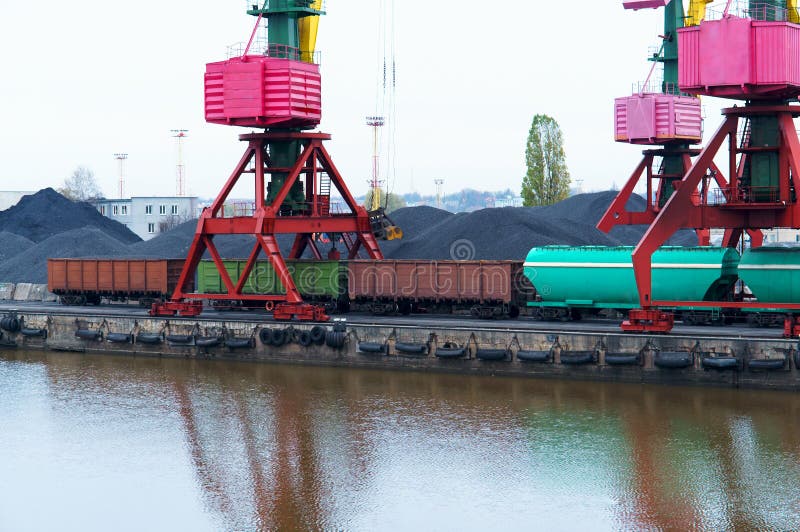 Port, Loading, Cranes, Coal, Wagon, Cargo Terminal Stock Image - Image ...