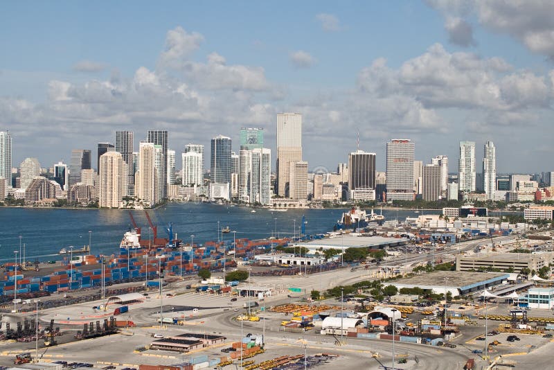 Port of Miami editorial stock image. Image of ships, ripple - 27192754
