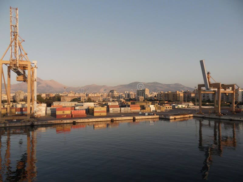 Port of Palermo editorial photography. Image of palermo - 93009652