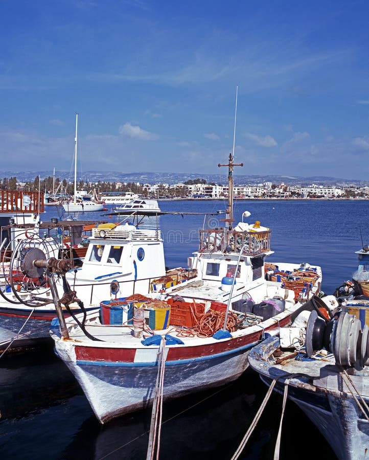 Port, Paphos, Chypre. photo stock. Image du littoraux - 32483984