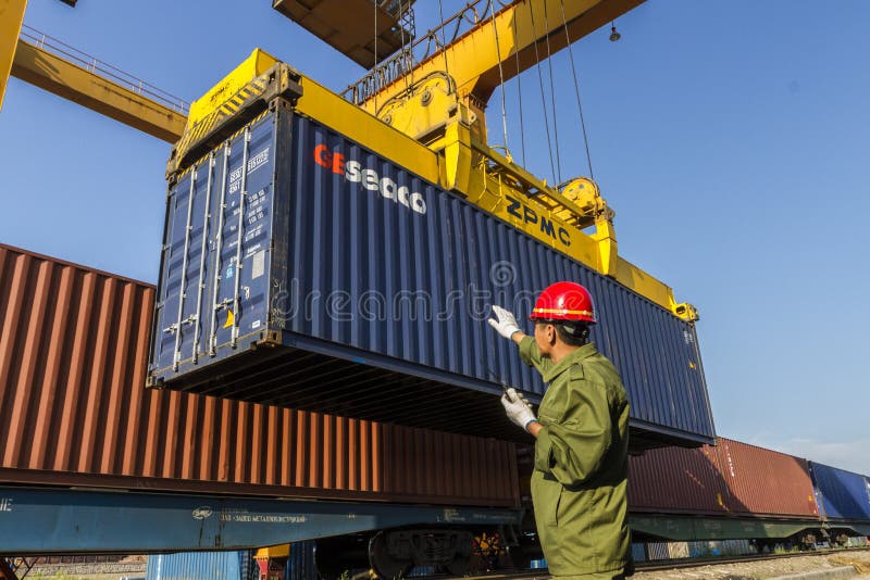 Port Railway Handling Containerized Cargo Site Editorial Photography ...